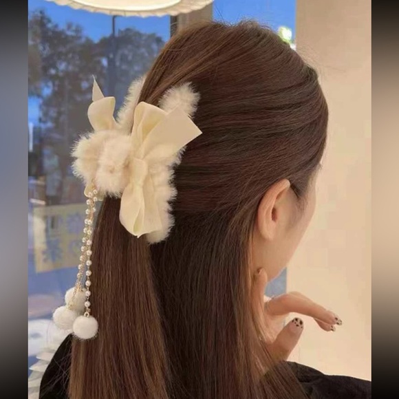 Kathrono | Accessories | Lovely Ribbon Bow Fuzzy Fluffy Furry Faux ...